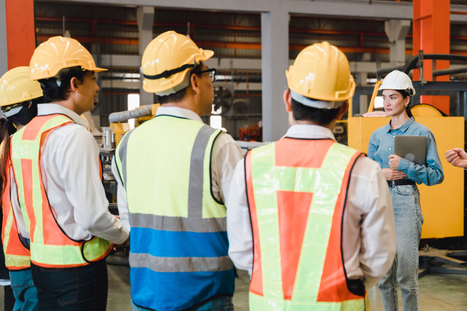 A year’s worth of safety meeting topics for 2026 – BLR